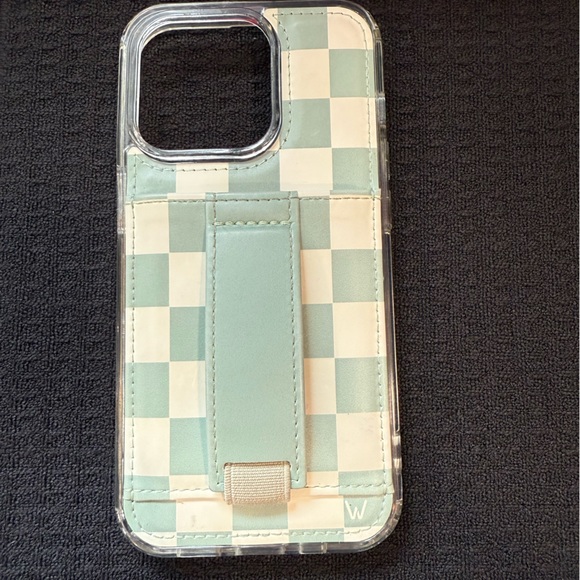 Wallis | Cell Phones & Accessories | Seafoam Checkered Walli Case ...